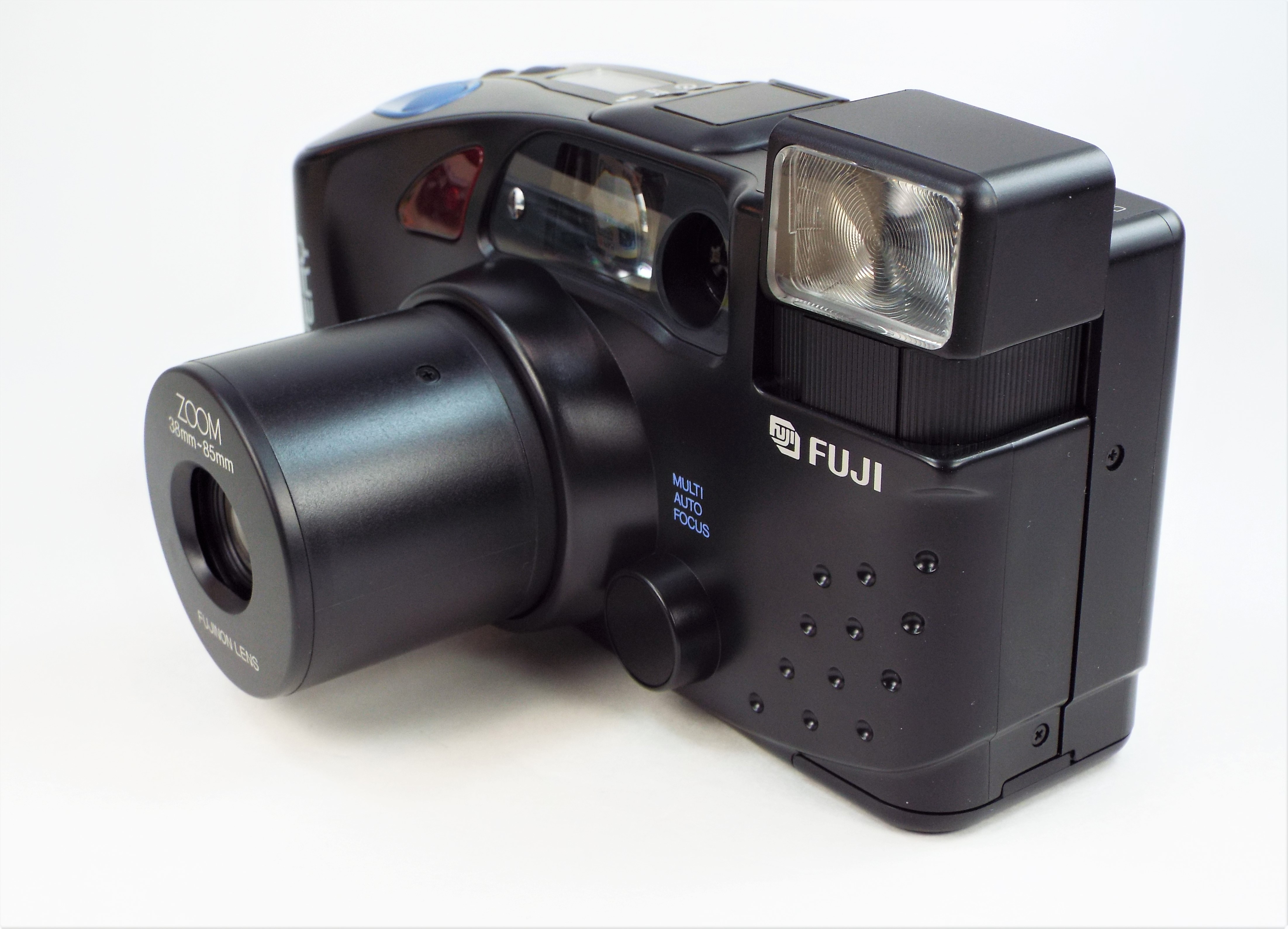 Fuji Discovery 900 Zoom Plus – 1991 | Chasing Classic Cameras with Chris