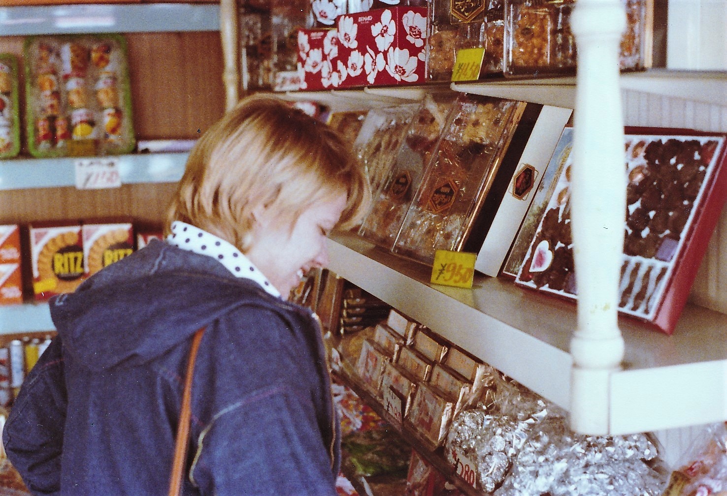 Random Yokohama – 1978 | Chasing Classic Cameras with Chris