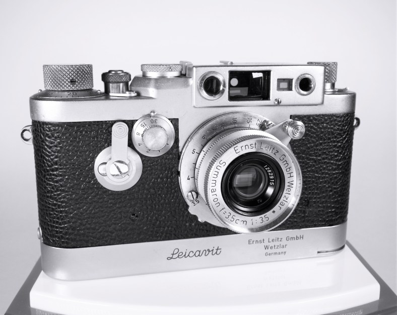 Yashica-Nicca 35 YF | Chasing Classic Cameras with Chris
